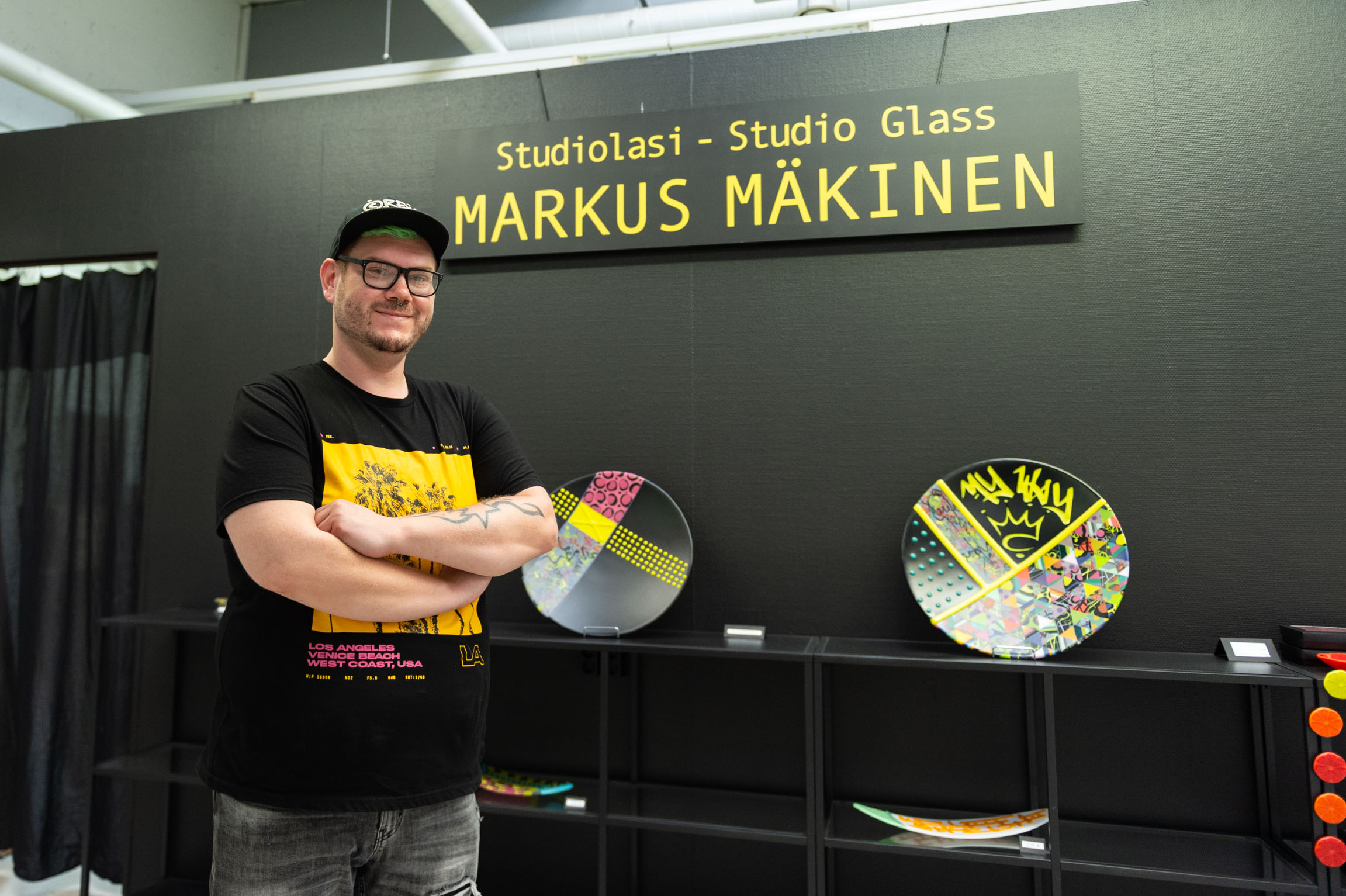 Ammattilainen asialla: Markus tekee Nuutajärvellä studiolasia - Urjalan ...