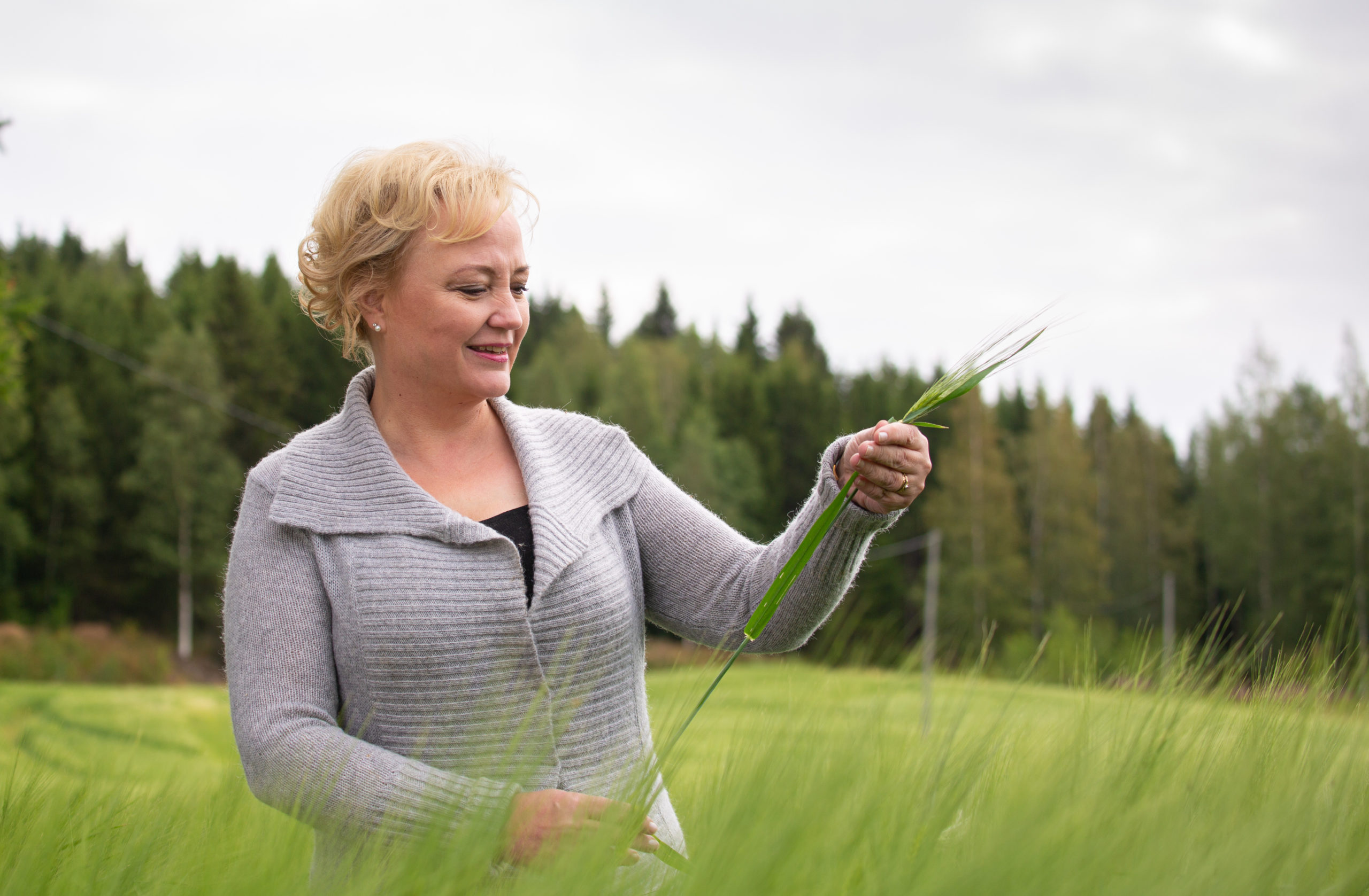 Europarlamentaarikko Elsi Katainen: Oma tuotanto suojaa talouden ...